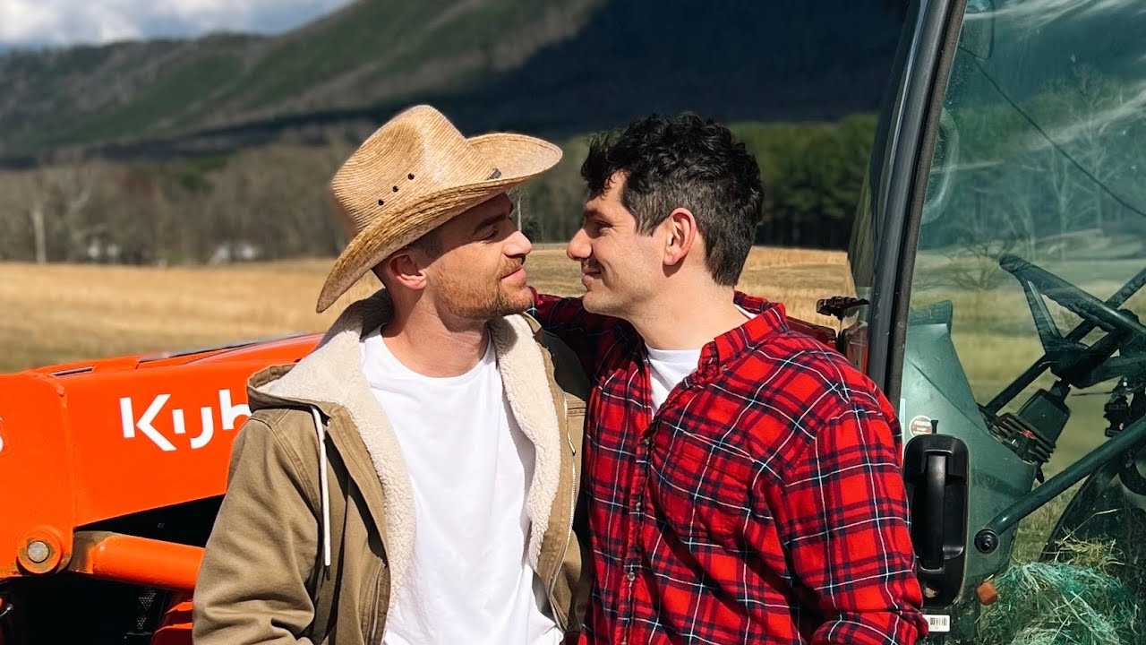 SURPRISING OUR KIDS WITH A HUGE TRIP | PJ & Thomas - YouTube