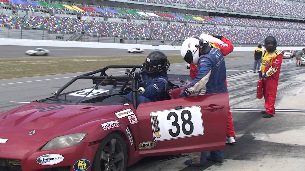 ChumpCar at Daytona 2016 - YouTube