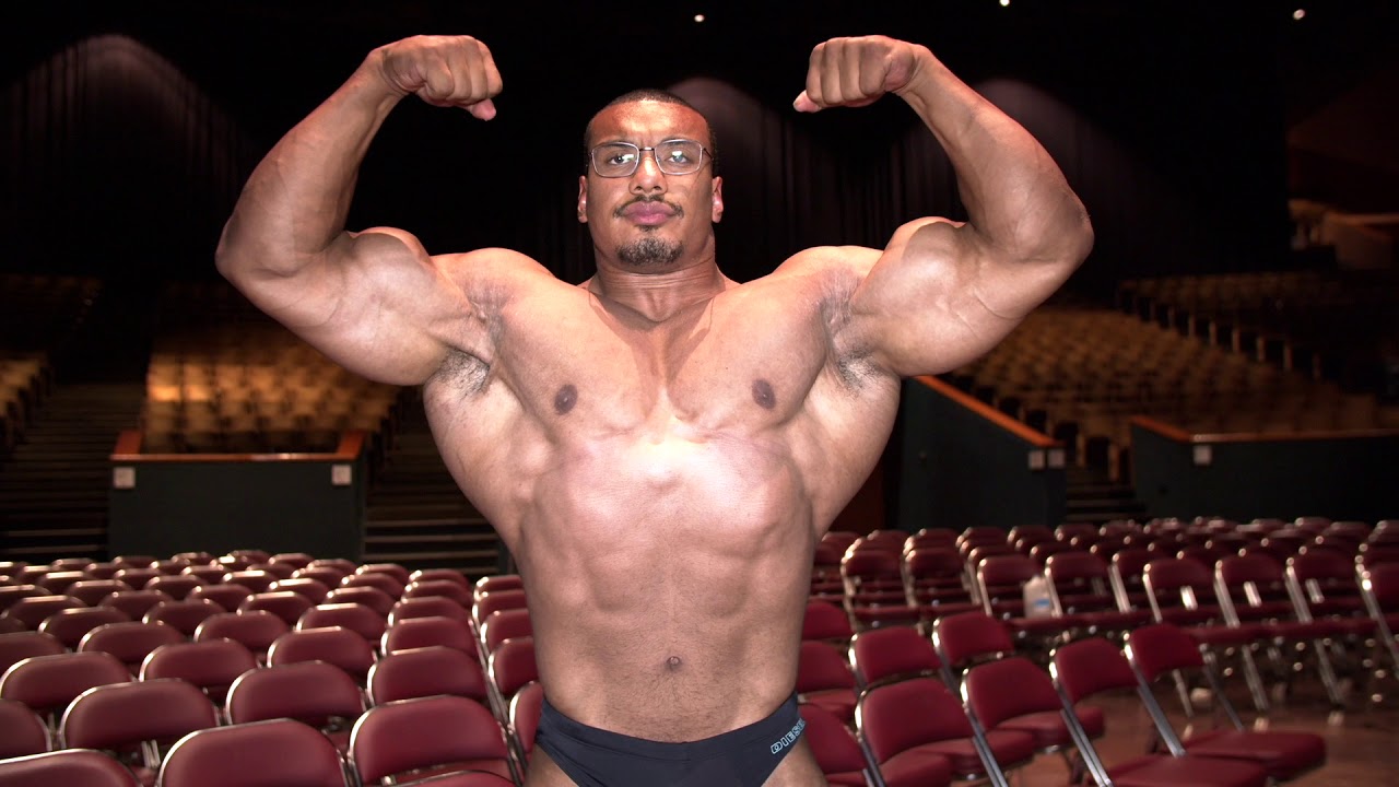 MY FIRST NATIONAL BODYBUILDING SHOW LARRYWHEELS - YouTube