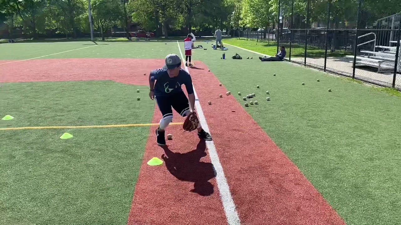 Baseball defensive work - YouTube