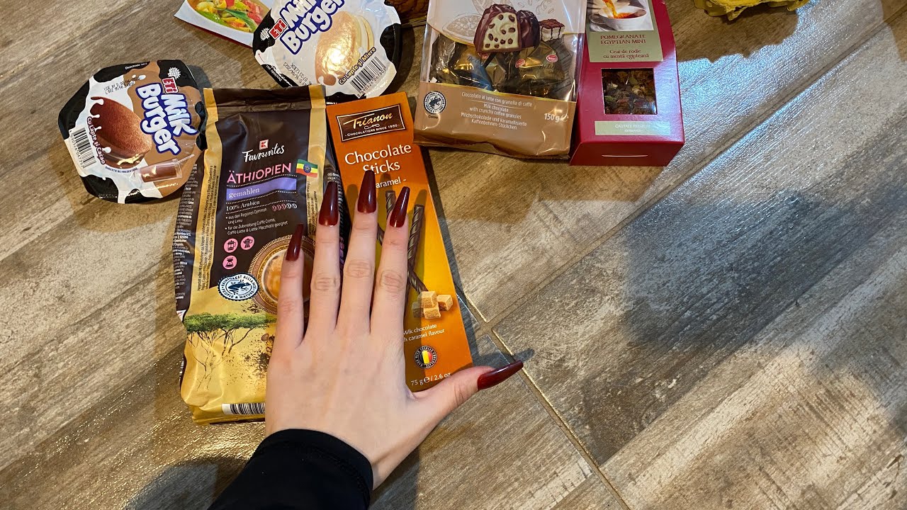 ASMR grocery shopping in Romania, food asmr, scratching and tapping ...