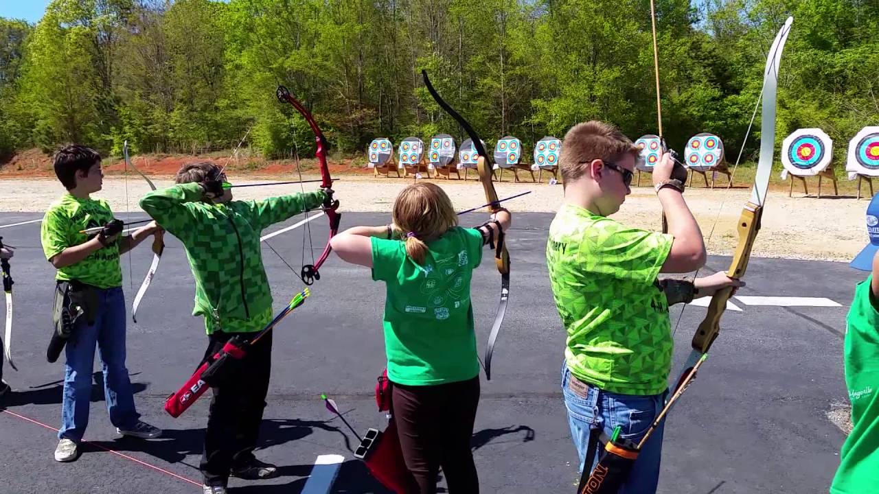 4-H FITA Archery Shot - YouTube