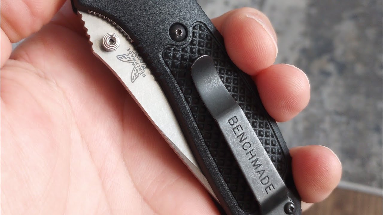 A new knife maker for me. My first Benchmade knife. - YouTube