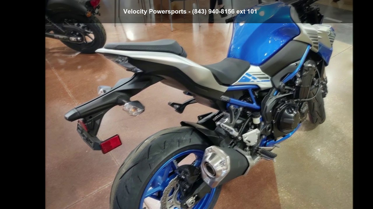 2020 Kawasaki Z900 ABS Candy Plasma Blue/Metallic Silver - YouTube