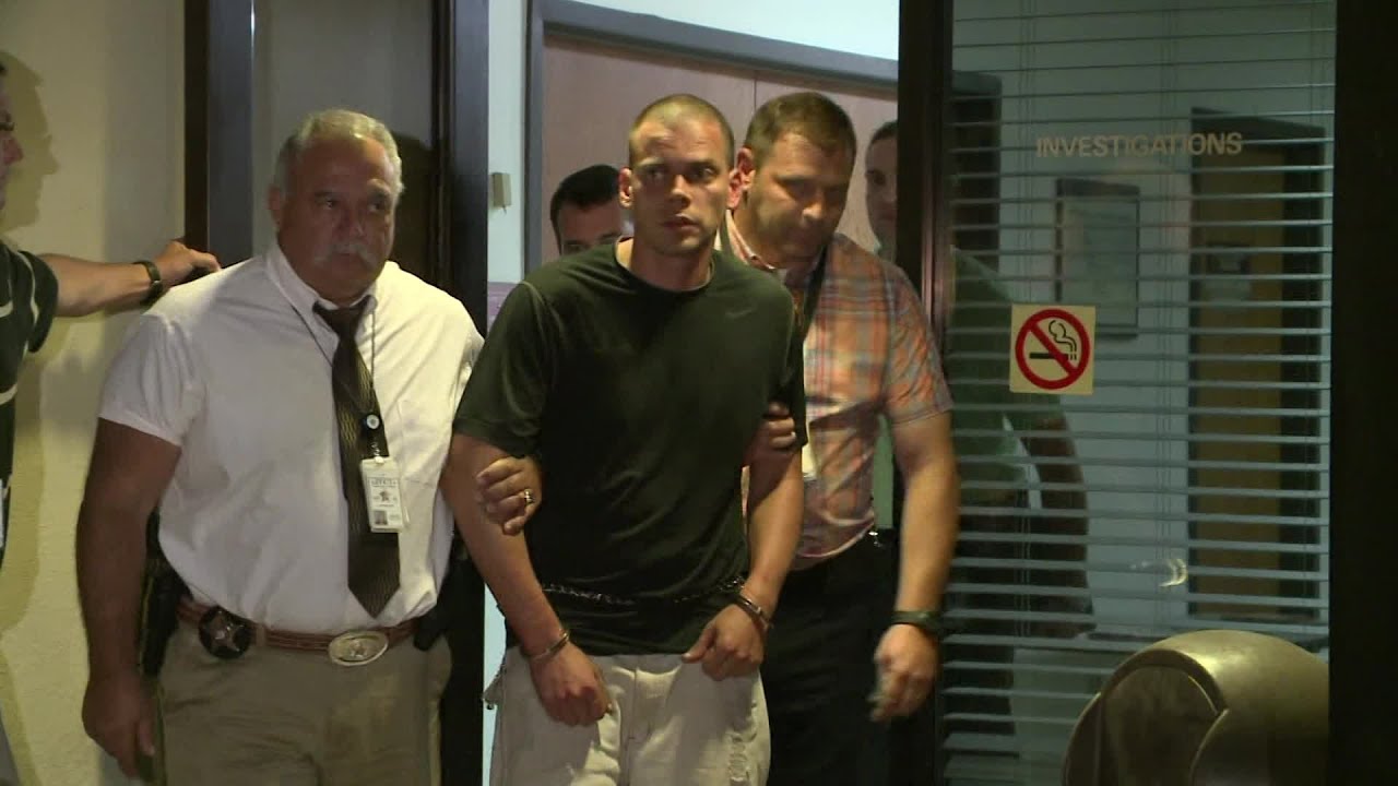 Arkansas realtor murder suspect perp walk - YouTube