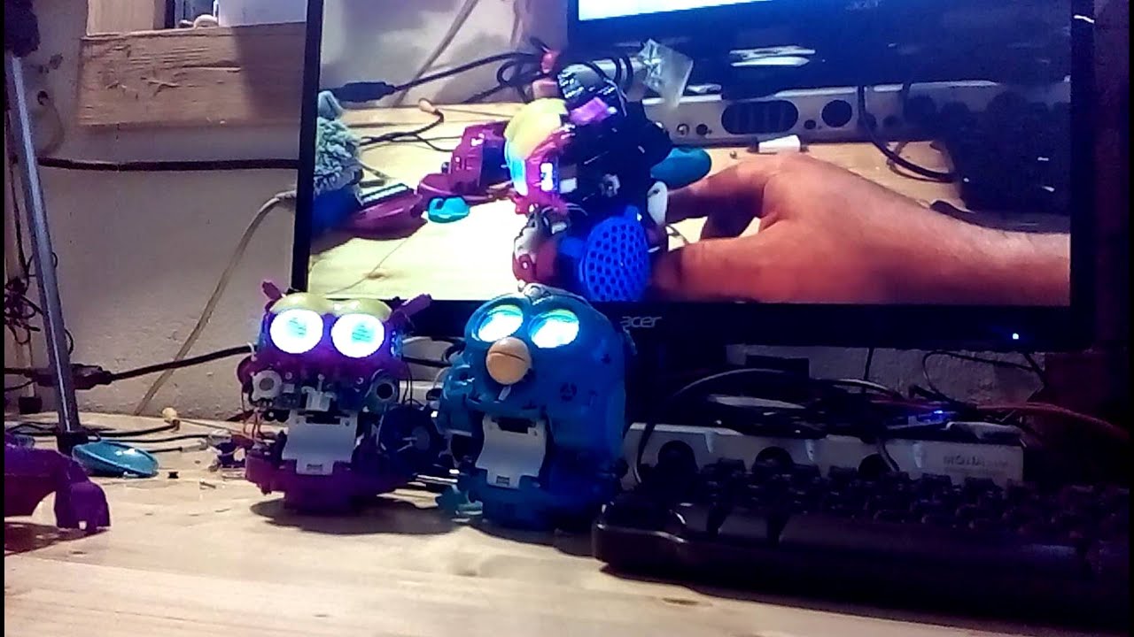 Broken furbys dancing *OLD* - YouTube