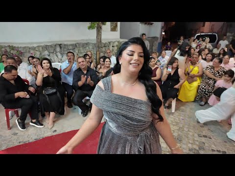 Severek İzleyeceğiniz Gündem Olan Çeşme Alaçatı Roman Düğünü  Sökeli Hasretle Bayılıyom