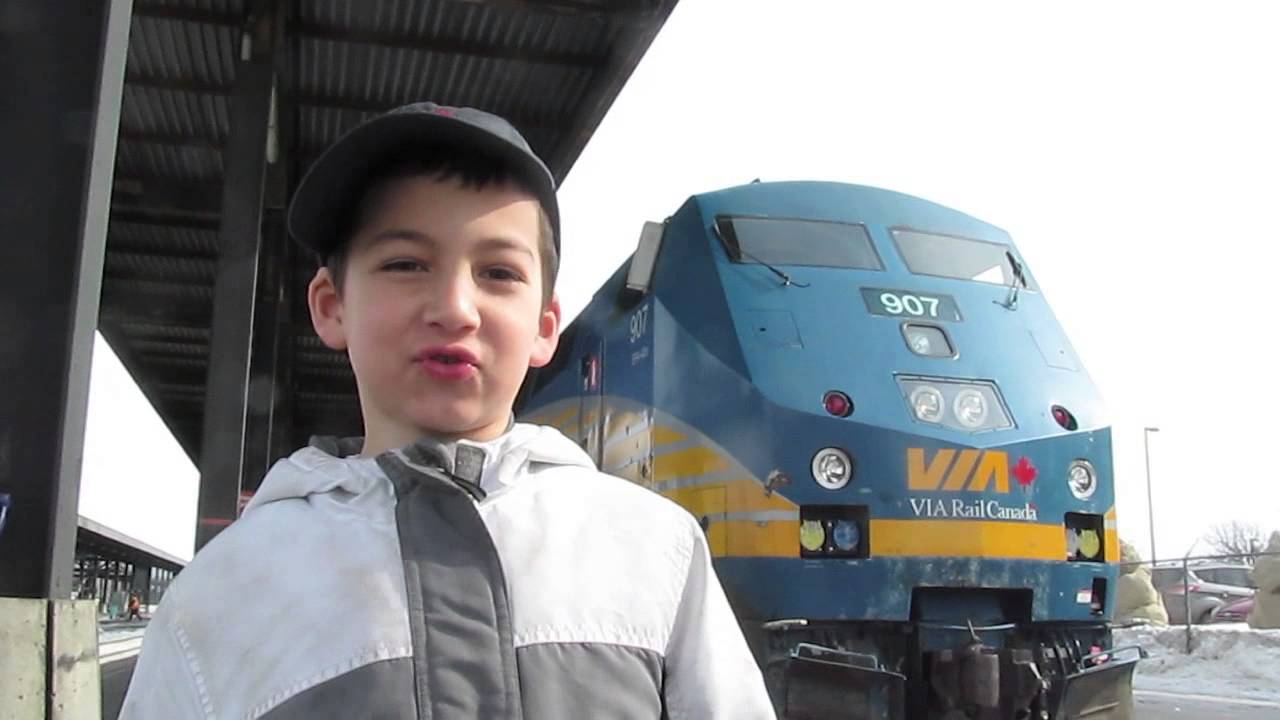 Boaz Shron Teaches a Train Lesson - YouTube