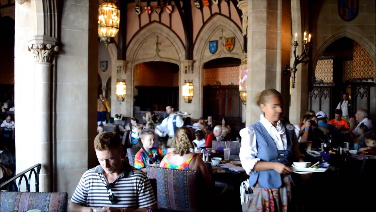 Cinderella's Royal Table Princess Character Dining at the Magic Kingdom ...