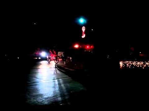 Red Boiling Springs Nighttime Christmas Parade 12-3-2011 - YouTube