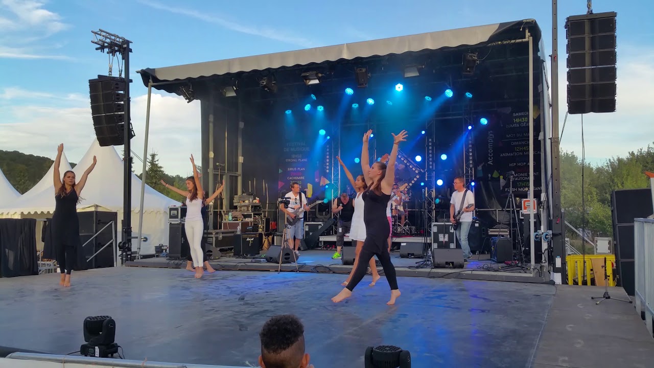 IAD Festivallé 2016 avec le groupe "Strong plane" - YouTube