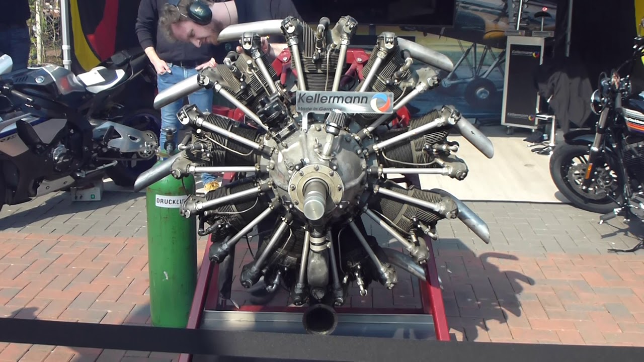 Avia/Walter M462RF Start Up and SOUND - 9 cyl. 10160 cc 300 hp - YouTube