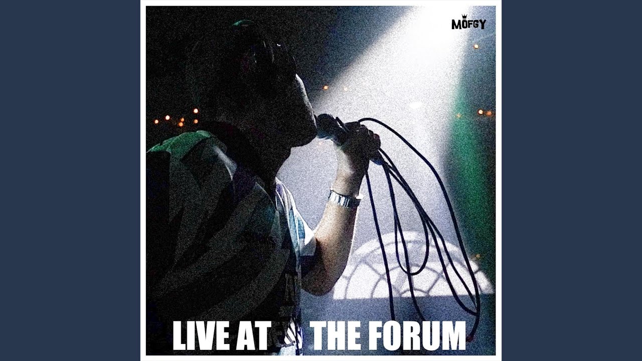 Everyone Does It (Live) - YouTube