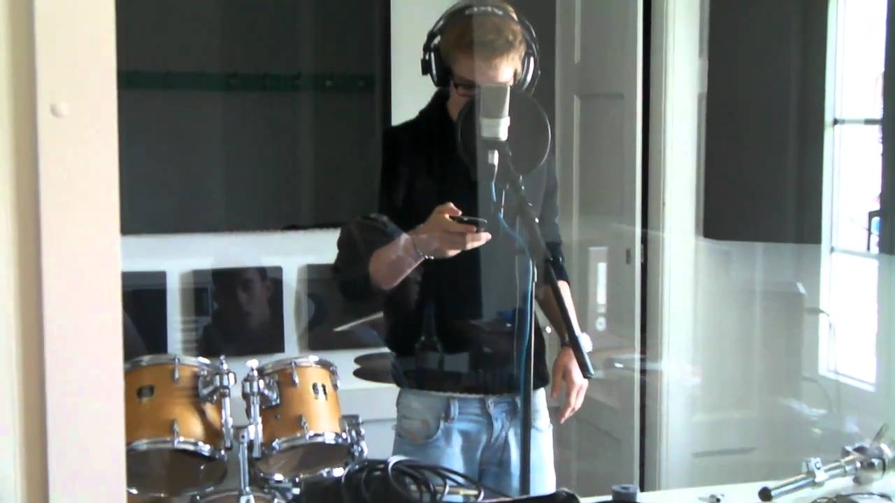 Haat Fiya - MC Nick chorus Chat Bros studio - YouTube