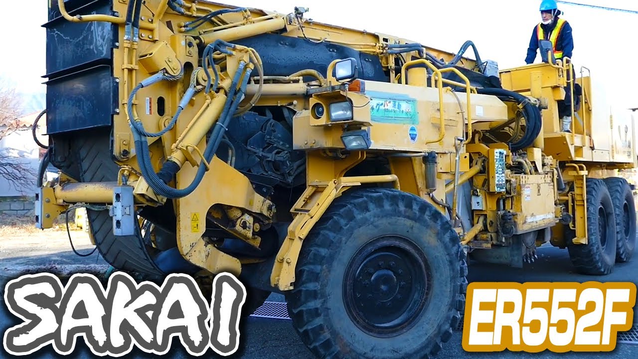 【SAKAI】ER552F ロードカッタ！路面切削【Road Planer】 - YouTube