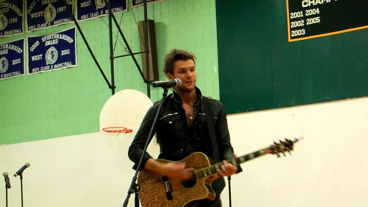 Martin Johnson (Boys like Girls) - YouTube