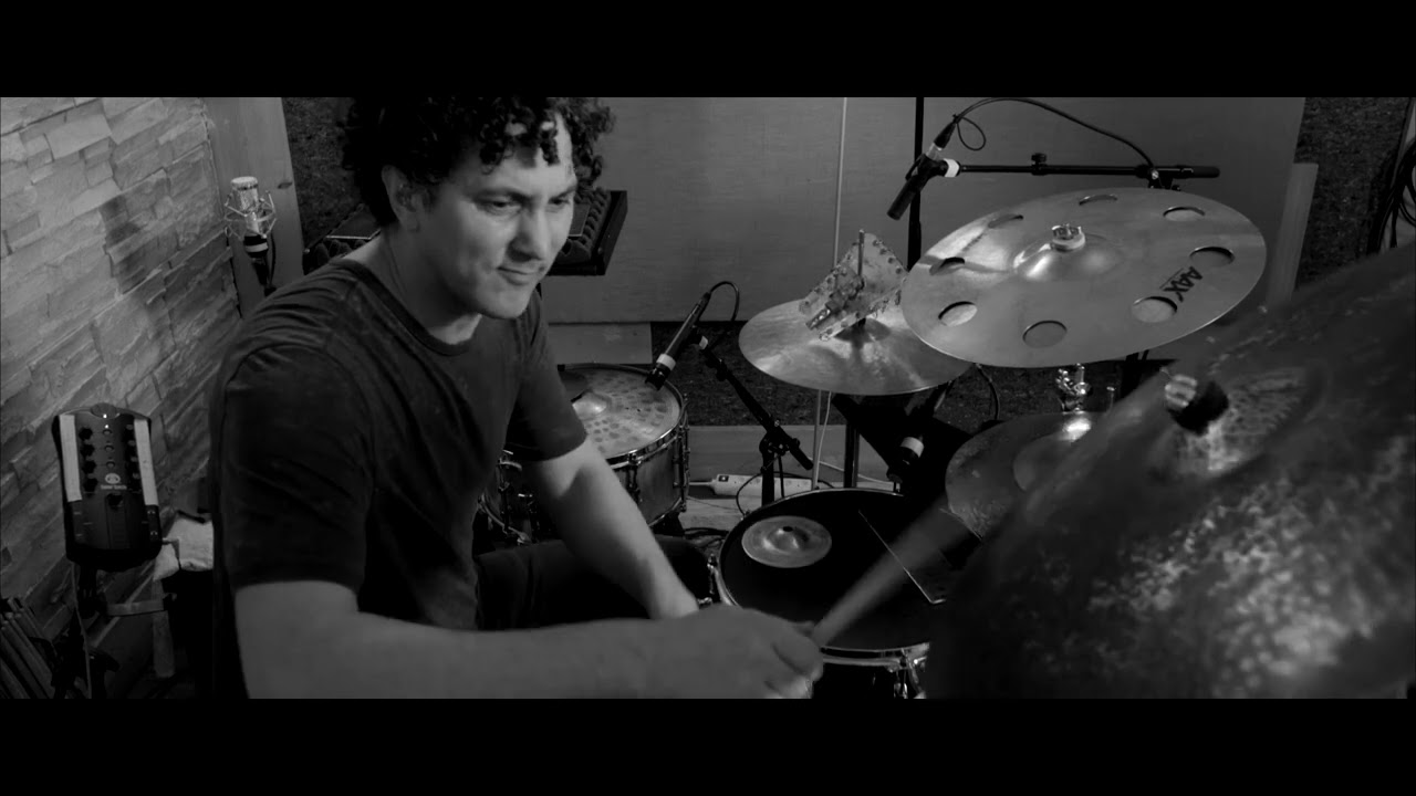 John Hadfield's Paris Quartet : 'Catacombes' - YouTube