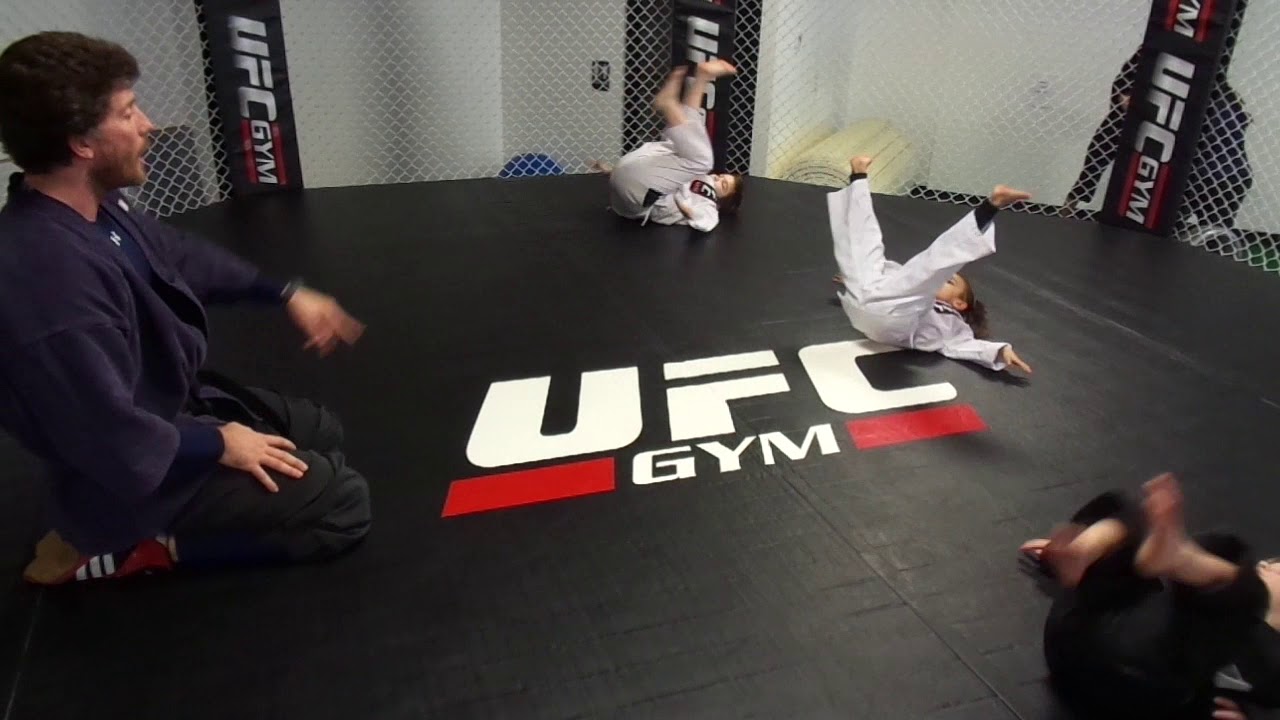 Drills For Kids: Breakfall Instruction - YouTube