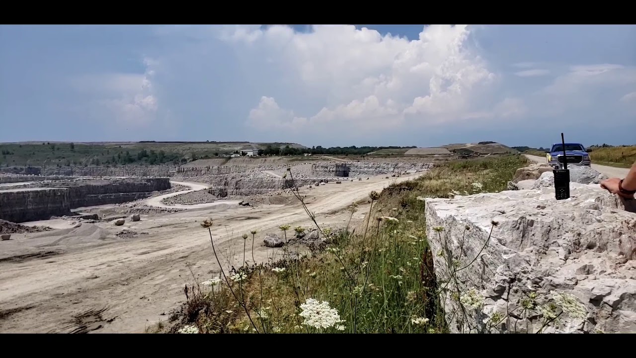 Quarry Blasting ANFO + DYNAMITE - YouTube