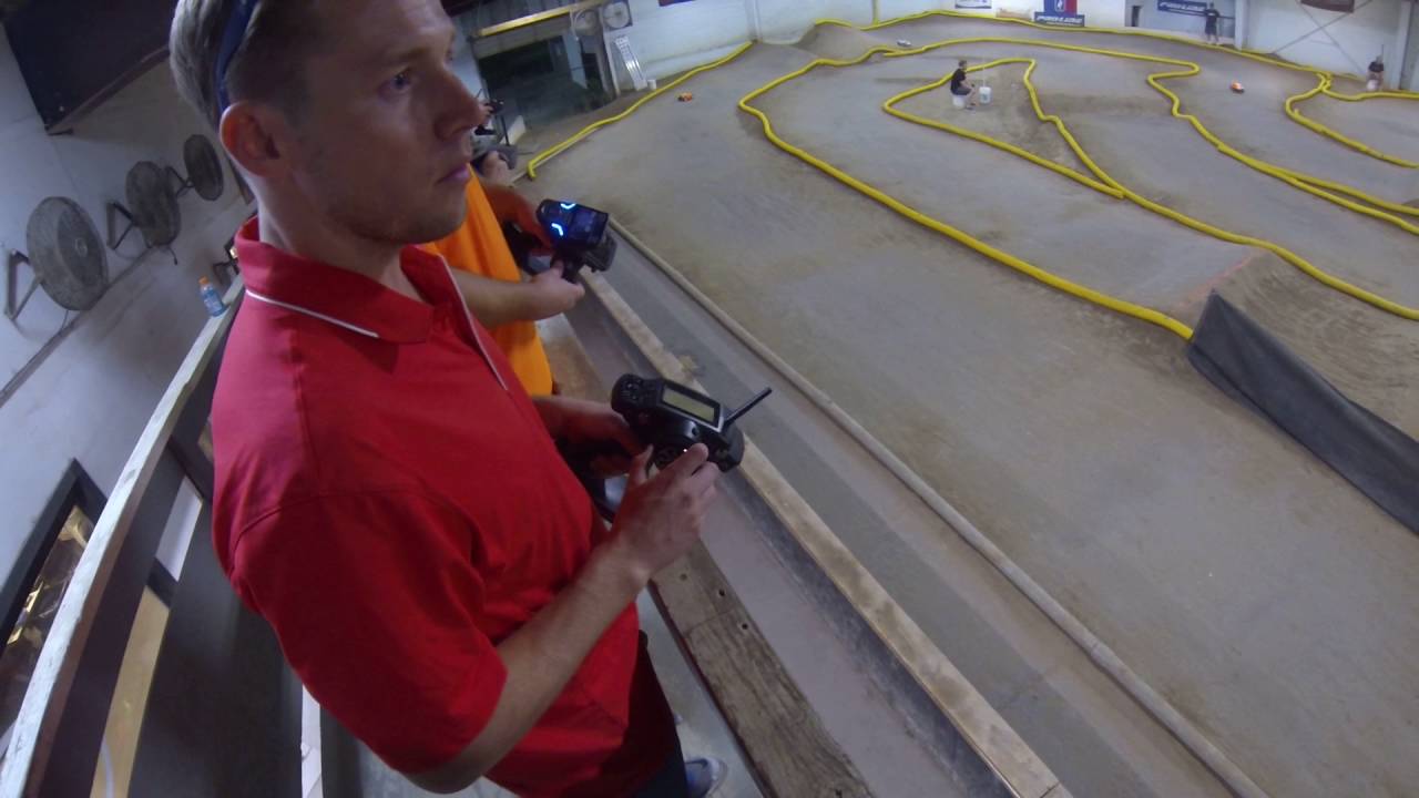 SCT 4wd Open Heat 1 @Indy RC World - YouTube