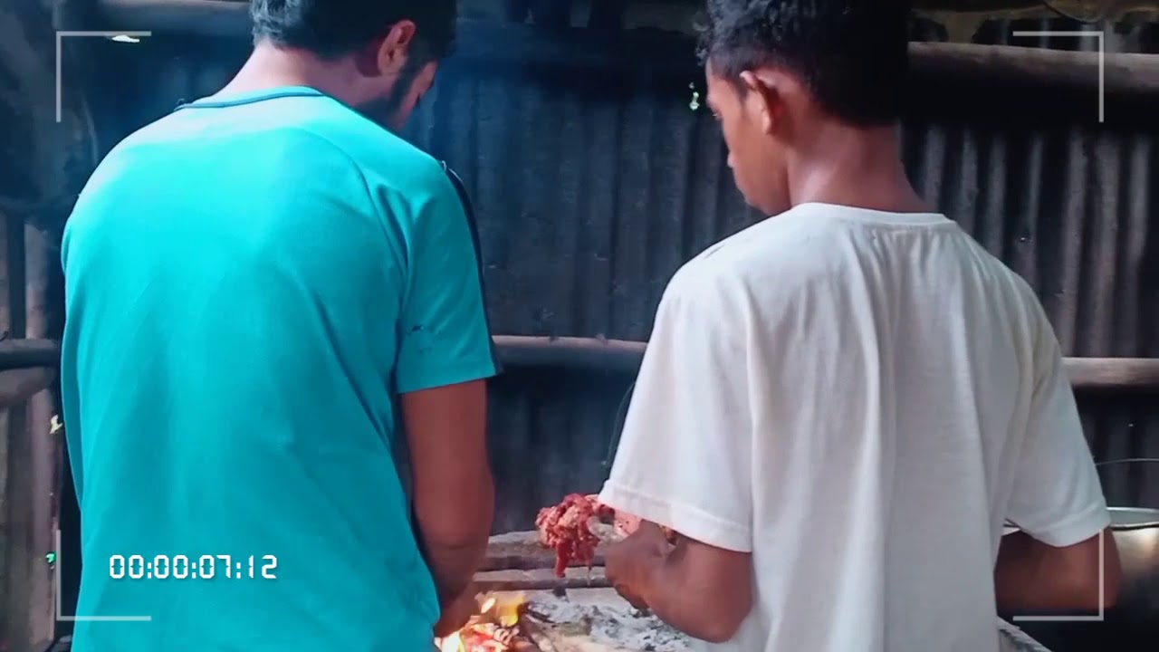 Tunu naán Karau Timor - YouTube