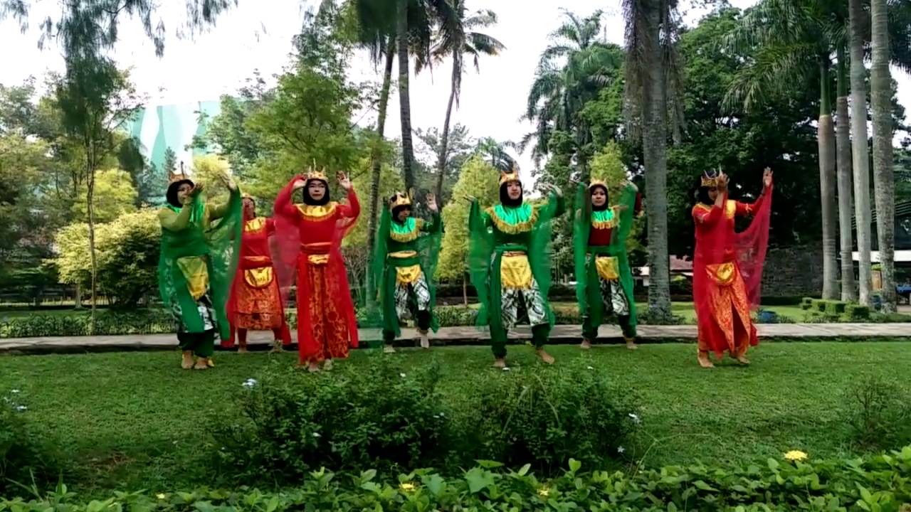 Tari Manuk Dadali STKIP.KN - YouTube