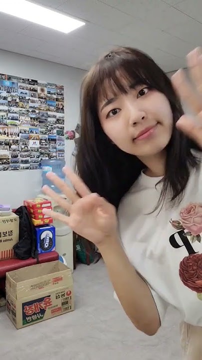 168cm 59kg 힙합인 출근룩 #shorts #lookbook #룩북 #힙합 #편한데일리룩 #y2k - YouTube