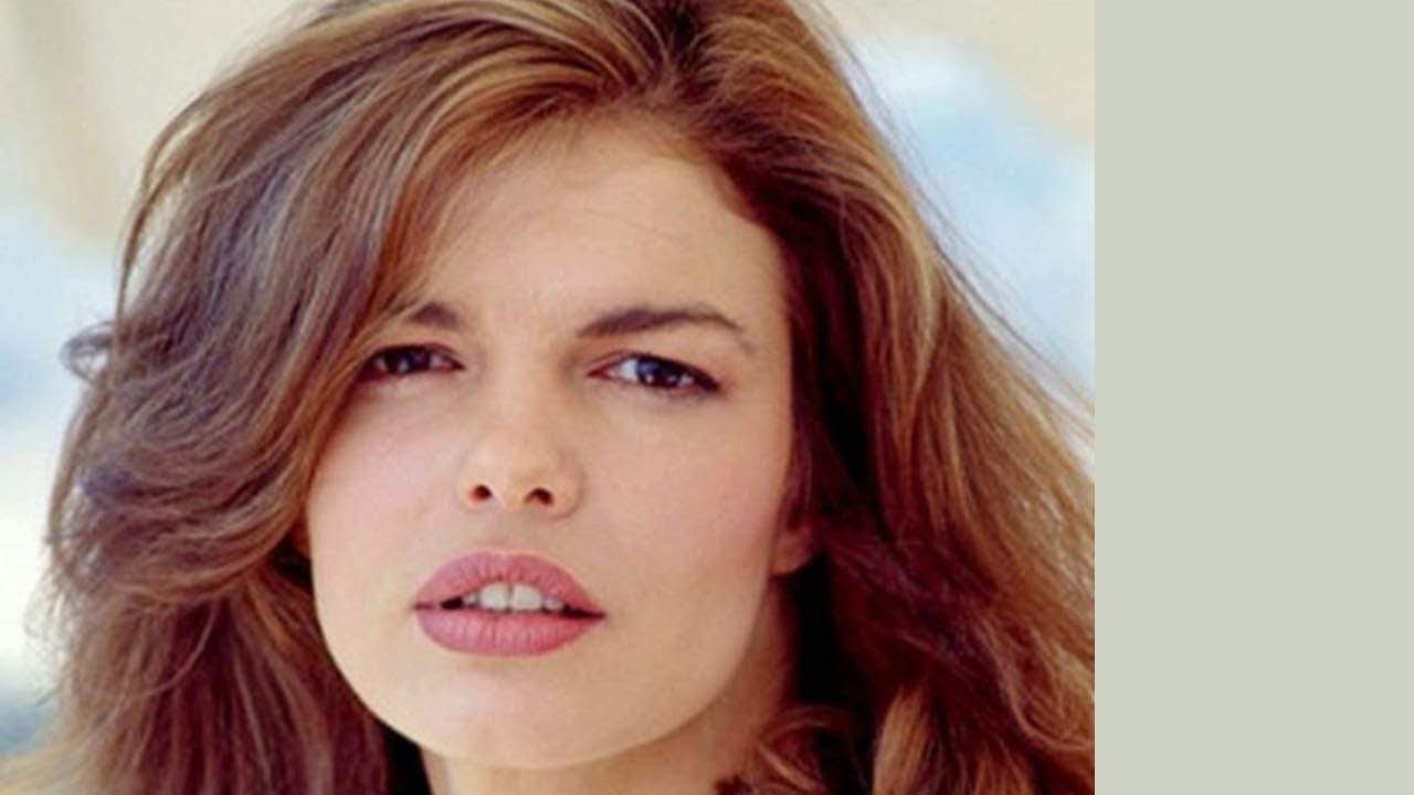 13 Sweet Photos of Jeanne Tripplehorn - YouTube