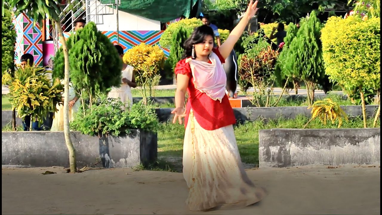 Issh Issh Ruposhi | ইস ইস রূপসীর অঙ্গ ভরা বিষ | Modan dance group ...
