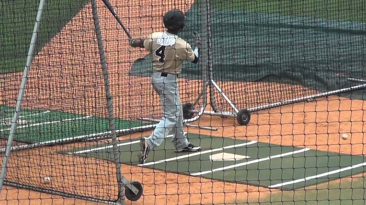 Barrett Arnold Hitting 09 04 2011 015.MTS - YouTube