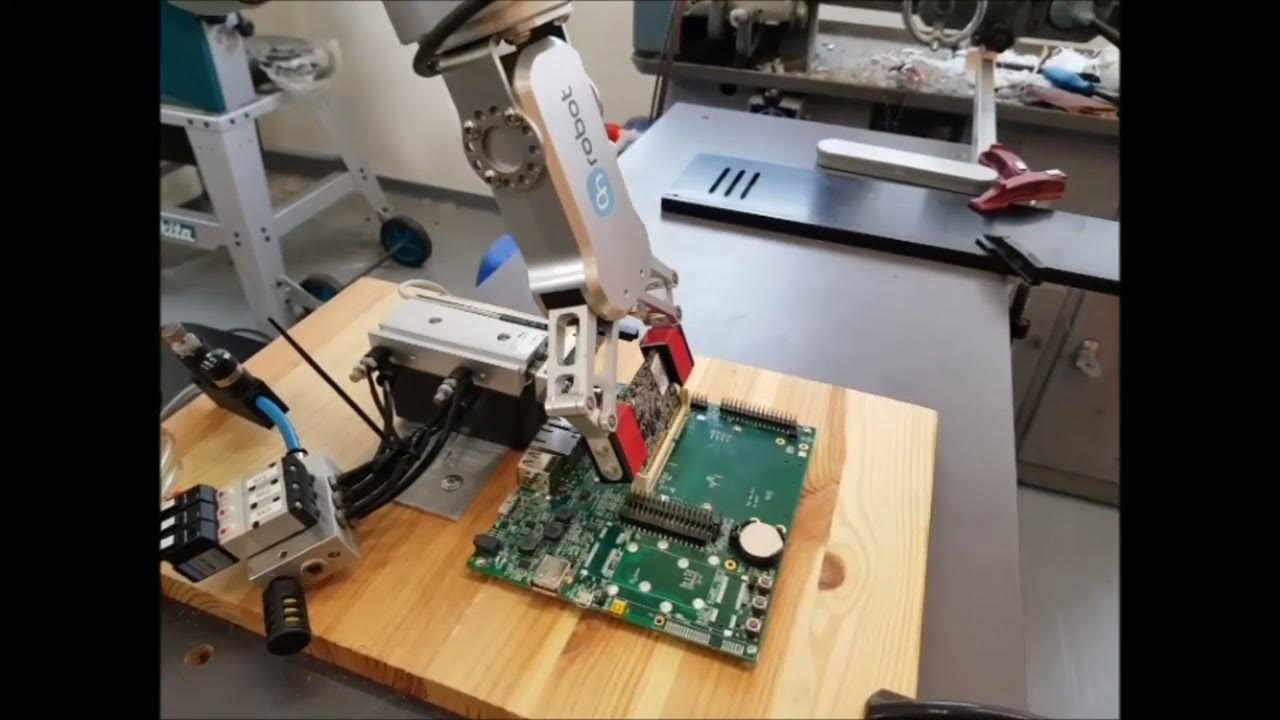 Universal Robots UR5 CB3 series with OnRobot RG2 gripper, reputability ...