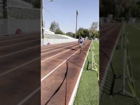 cómo hacer un Sprint de 50 metros - YouTube