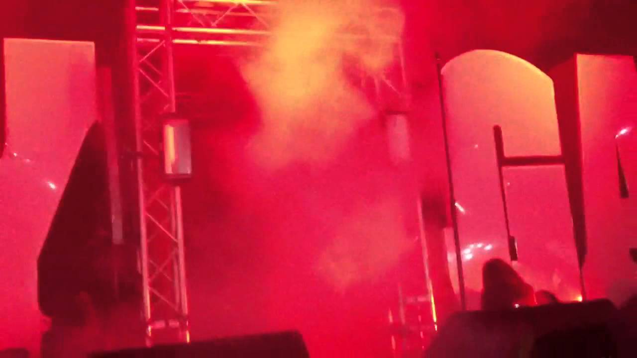 Tyga intro Manchester,UK. May 24th 2012 - YouTube