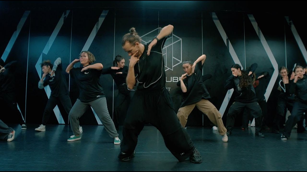 Israel Meets Electro / Workshop by Singa - YouTube