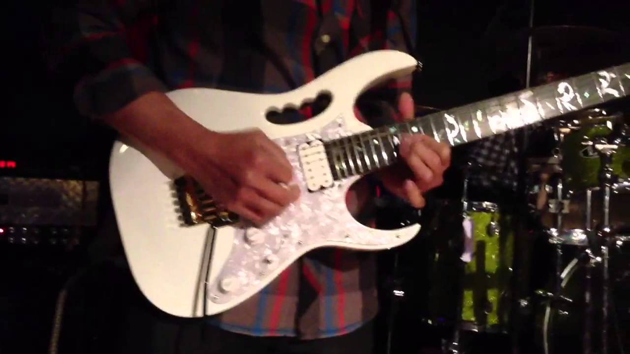 Preap Sovath Live Concert 2012 #01 - YouTube