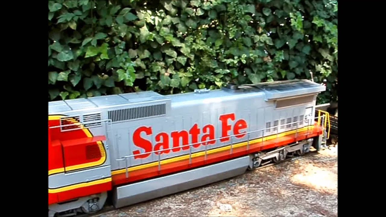 Mini Santa Fe 869 Train at Griffith Park - YouTube