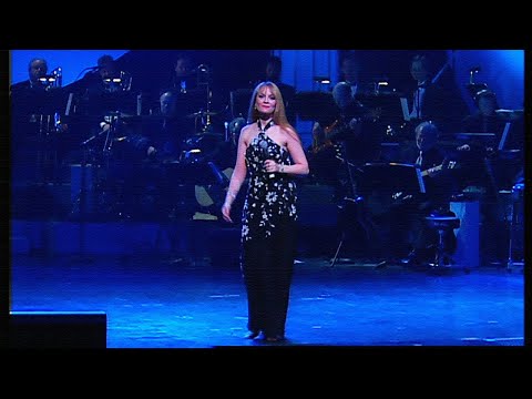 Mary Duff - Stand By Your Man (Live from Branson, Missouri)