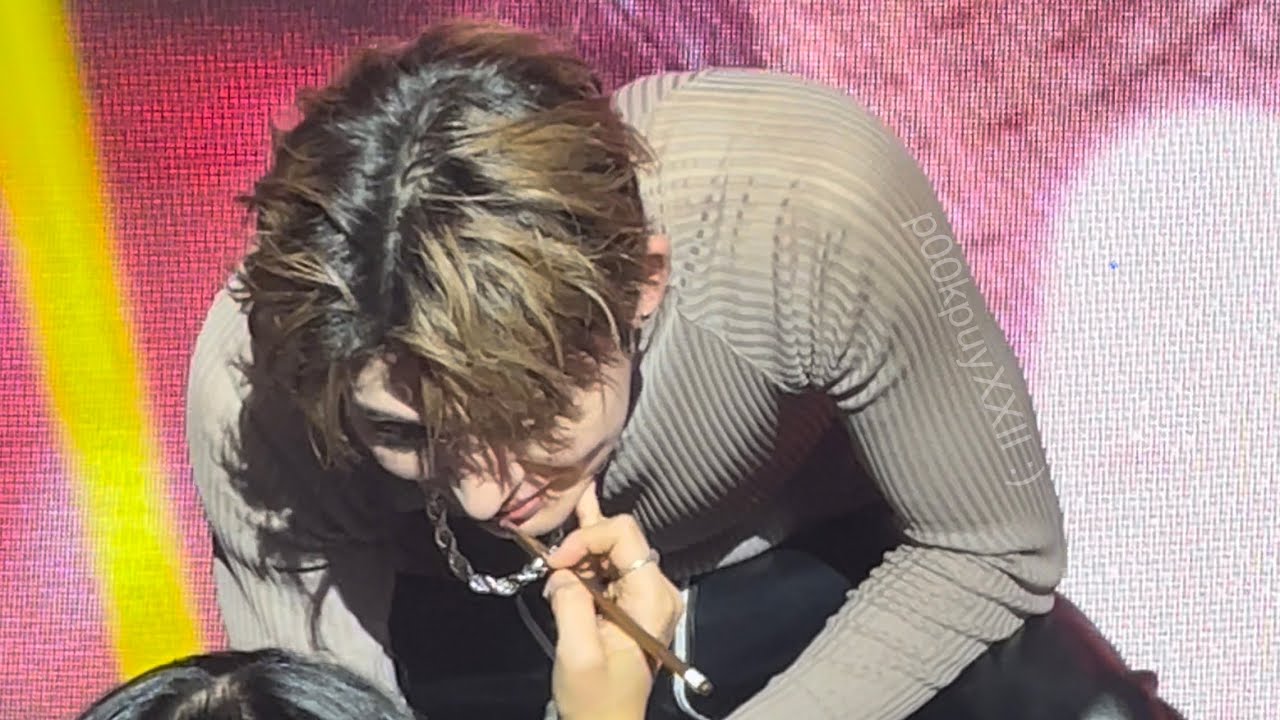 Cute Hanbin (B.i) asks staff for lip balm [Full clip] - YouTube