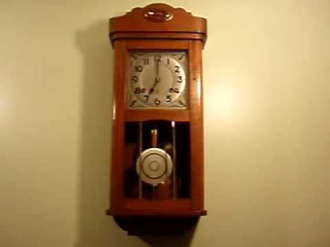 A Boa Reguladora - My grandparents' clock - YouTube