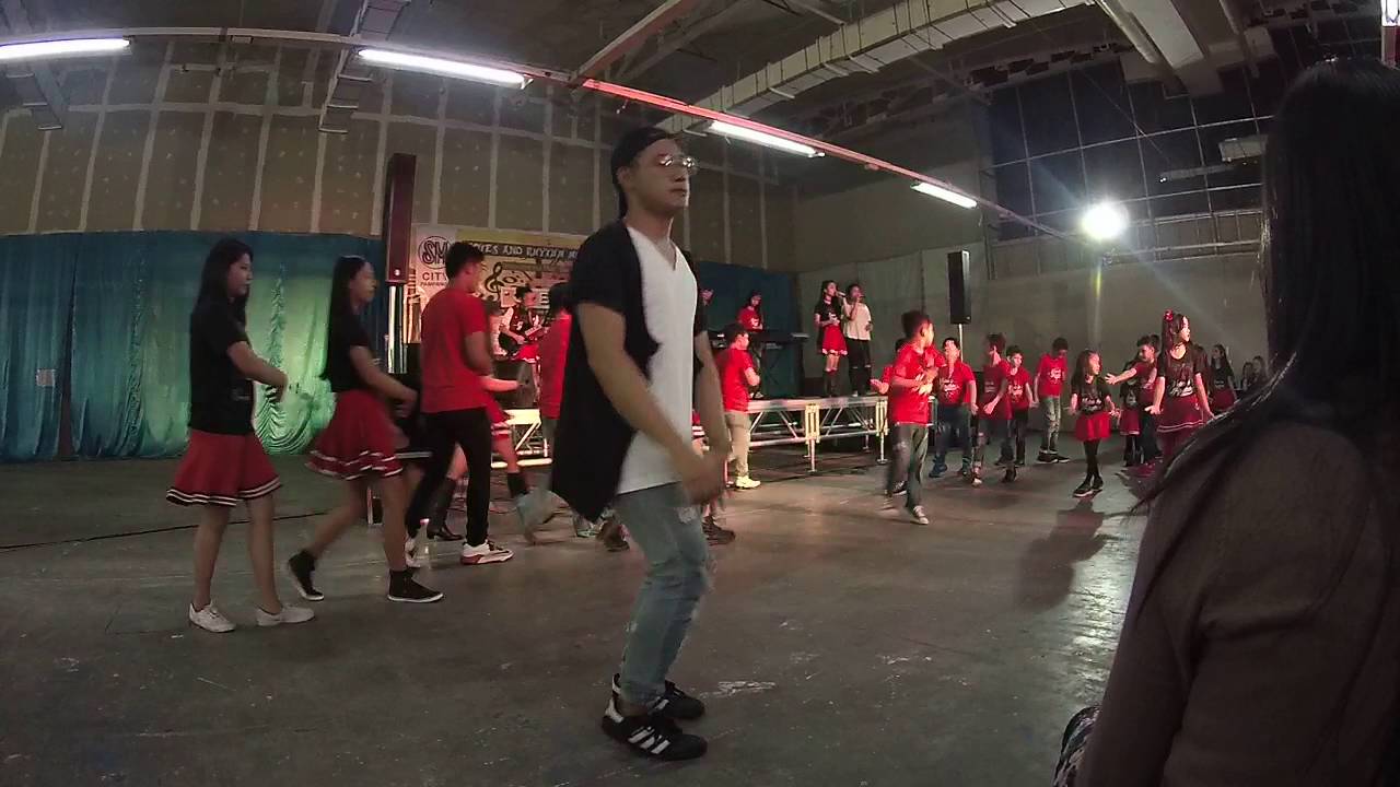 Up Beat Show - Geronimo Dance - YouTube