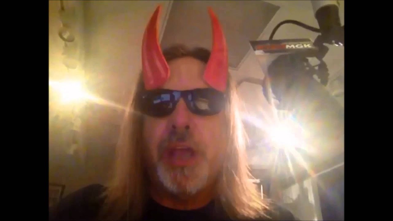 Ray Koob Presents Thunder From Down Under - YouTube