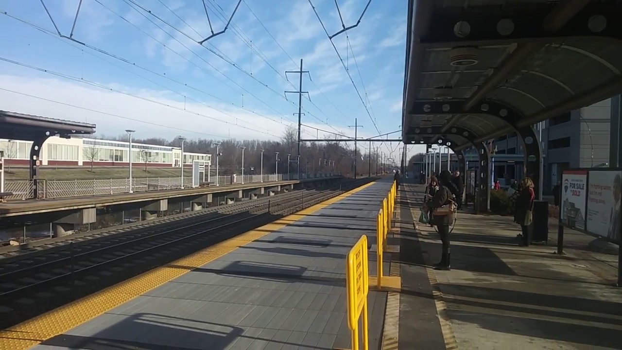 Amtrak Northeast Regional Train #155 at Hamilton, NJ - YouTube