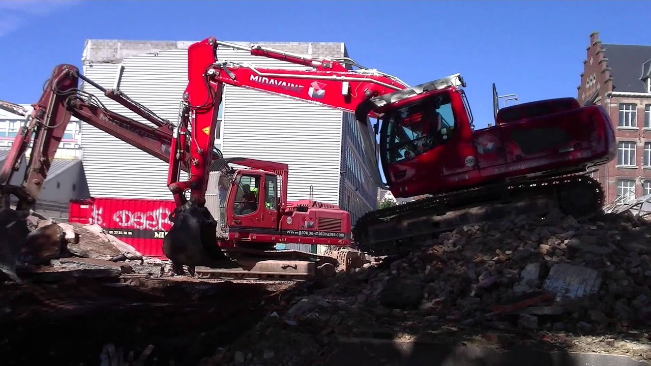 excavator LIEBHERR 934C and 924 3 - YouTube
