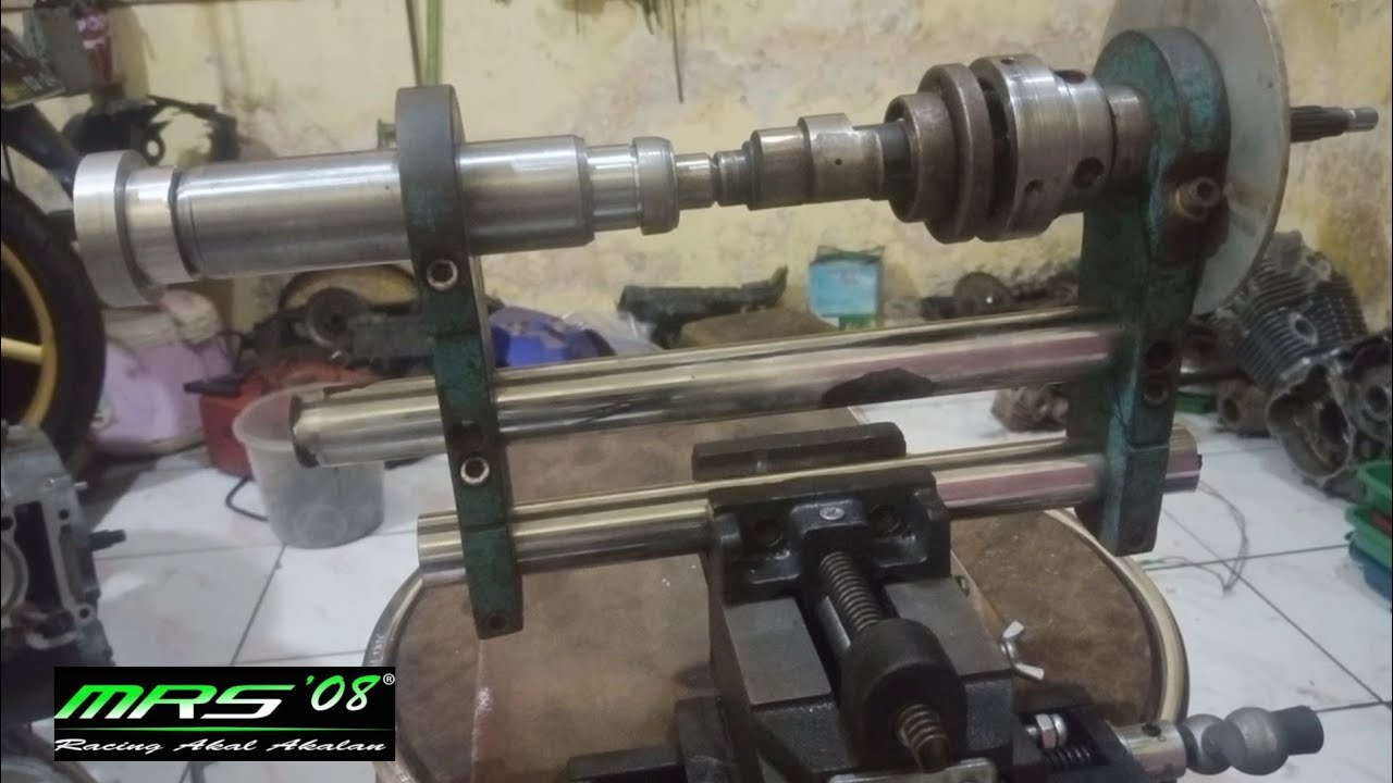 Cara bikin live center mesin bubut noken as - YouTube