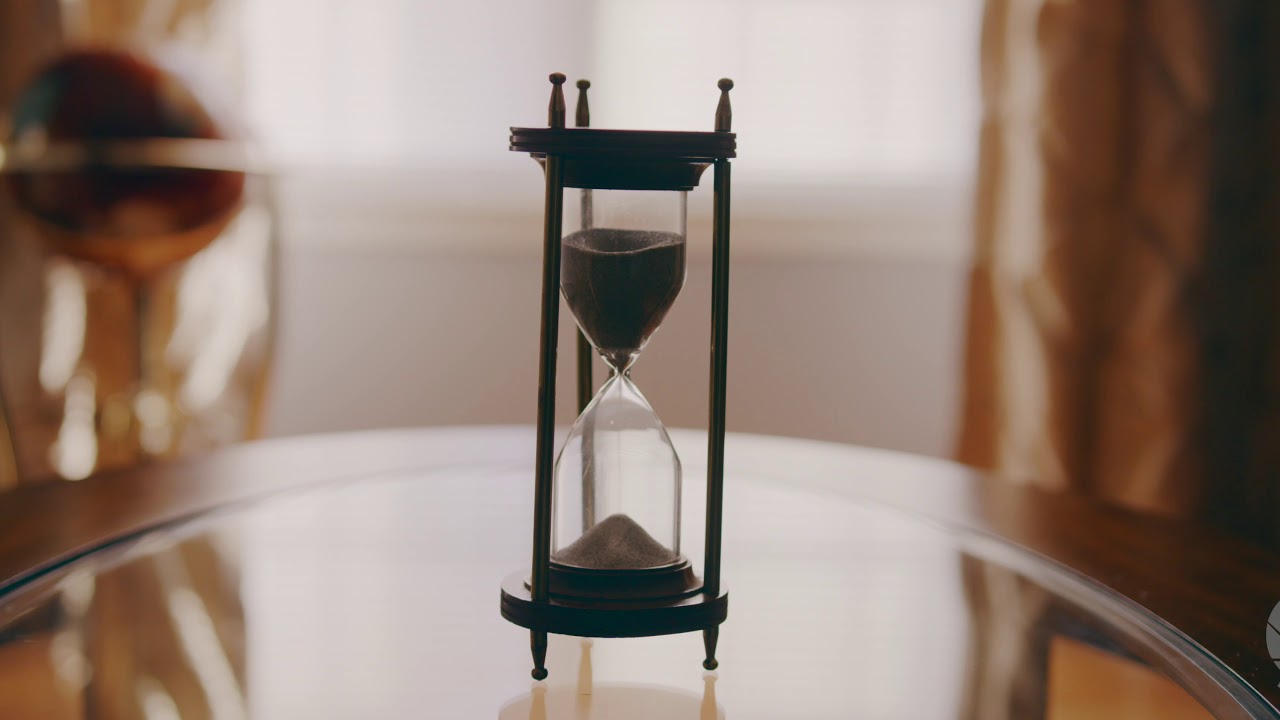 Hourglass - RED RAVEN - (4K HDR ) - YouTube