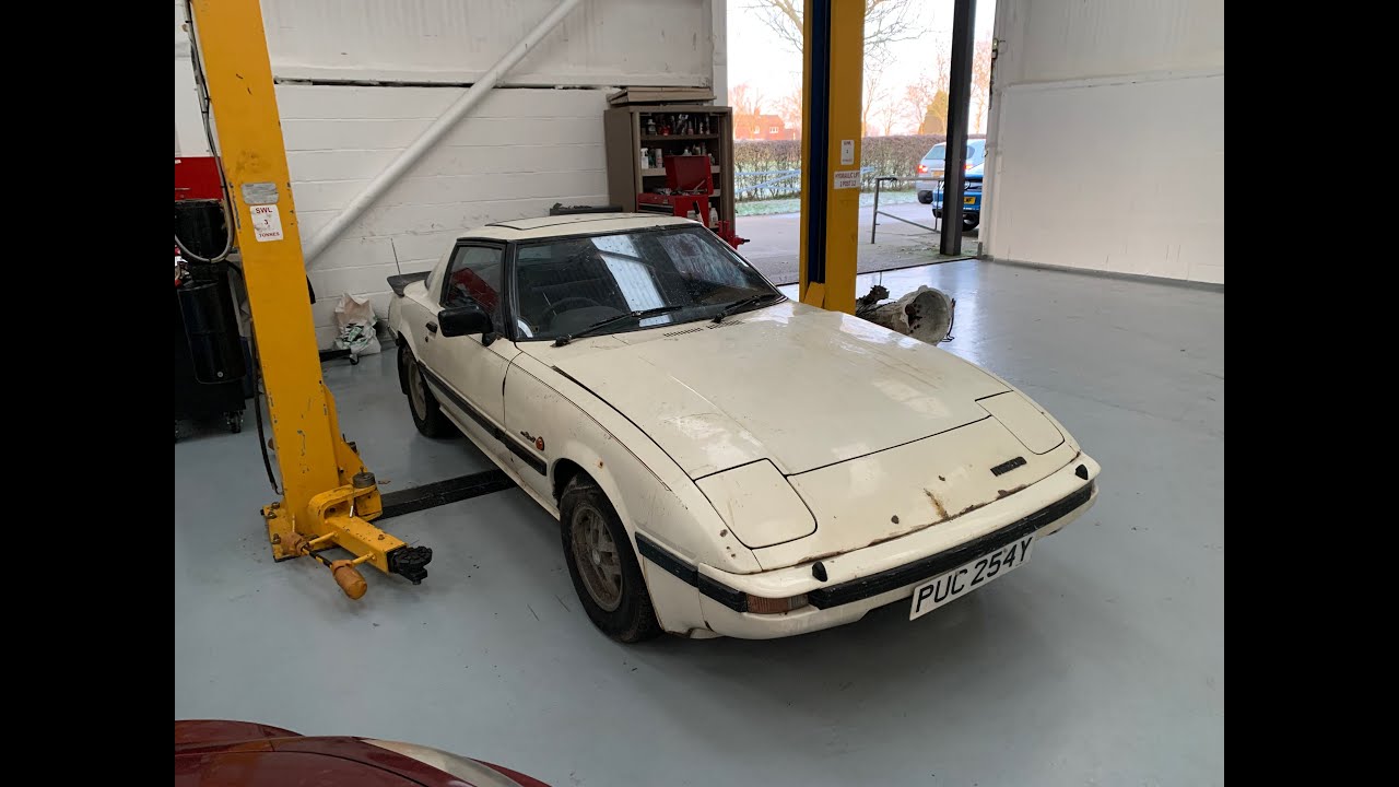 Mazda RX-7 restoration Ep.2 - the teardown begins! But what will we ...