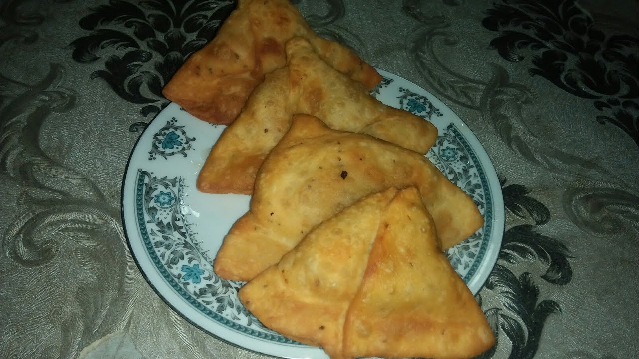 Aloo samosay|||Crispy aloo ka samosa|||Homemade aloo crispy samosa|||By ...