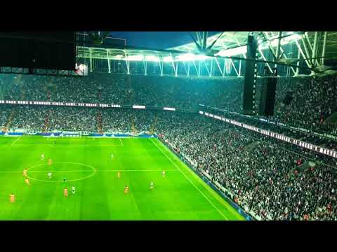 Beşiktaş stad çekimi ÇOCUKLAR İNANIN İNANIN ÇOCUKLAR GÜZEL GÜNLER GÖRECEĞİZ GÜNEŞLİ GÜNLER