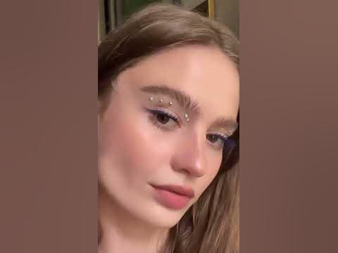 Wie lernt man als Model posen?📸 | officialjosi - YouTube