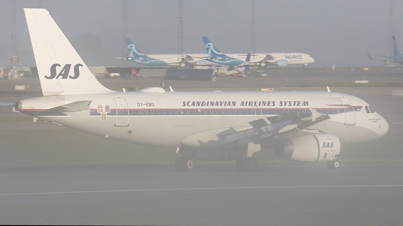 SAS retro in the morning mist - YouTube